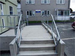 Interclamp Handrailing with DDA Assist for Schools