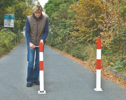 B Post - Underground Drop Down Post Controller Galvanised Finish